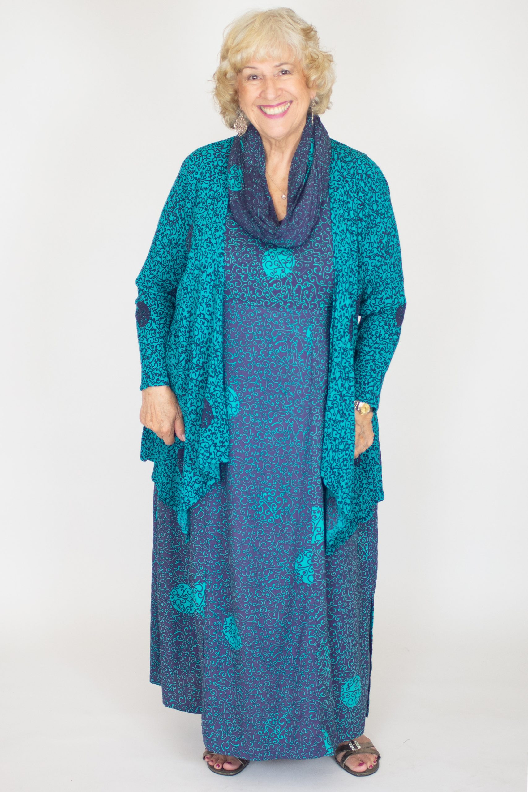 Laila Goddess Clothing Transforms Frumpy Midlife Blues into Gorgeous ...